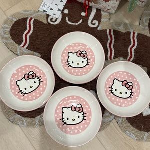 Hello Kitty | Kitchen | Hello Kitty Dinner Large Bowl Plates X 4 | Poshmark
